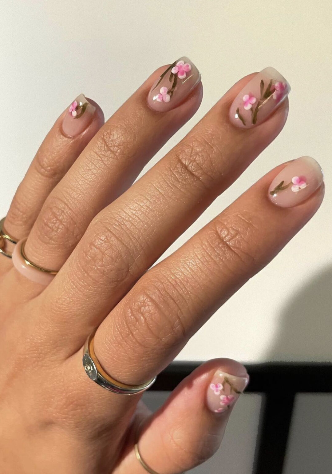 27 Blossom Inspired Nail Designs that Are Perfect for Spring - Days ...
