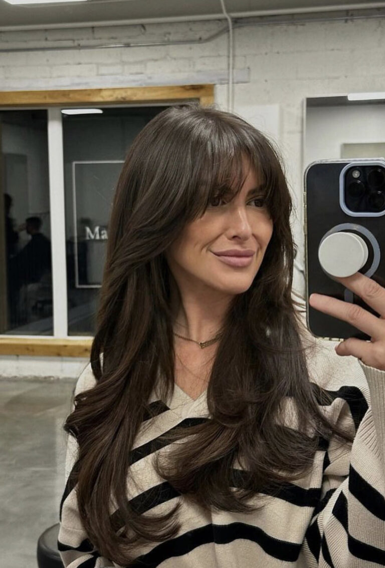 30 Iconic 90s Bangs Ideas - Days Inspired