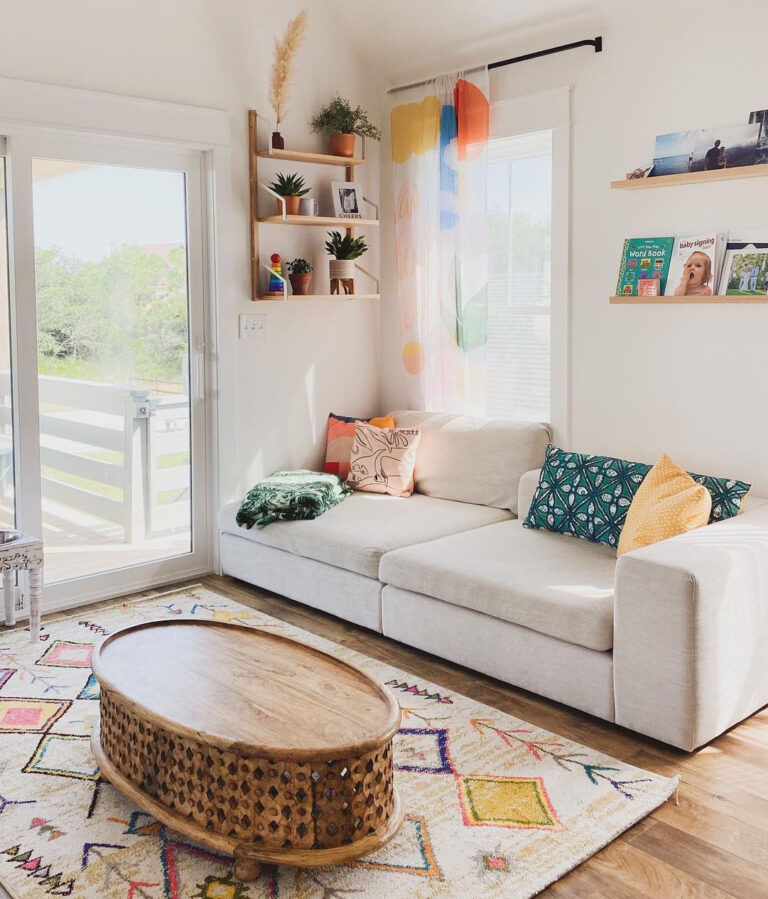 30 Genius Decorating Hacks for Small Living Rooms - Days Inspired