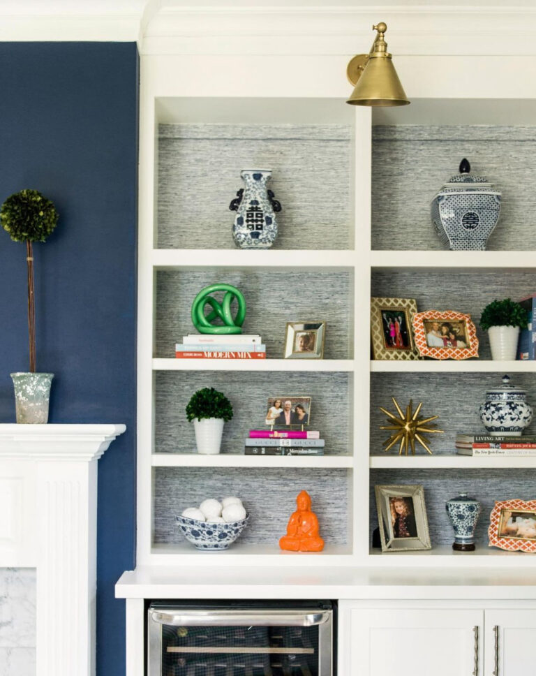 30+ Wallpaper Ideas to Spice Up Your Bookshelves - Days Inspired