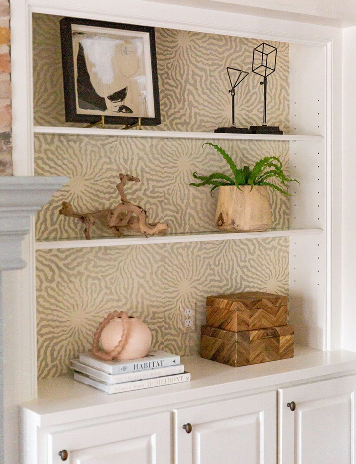 30+ Wallpaper Ideas to Spice Up Your Bookshelves - Days Inspired